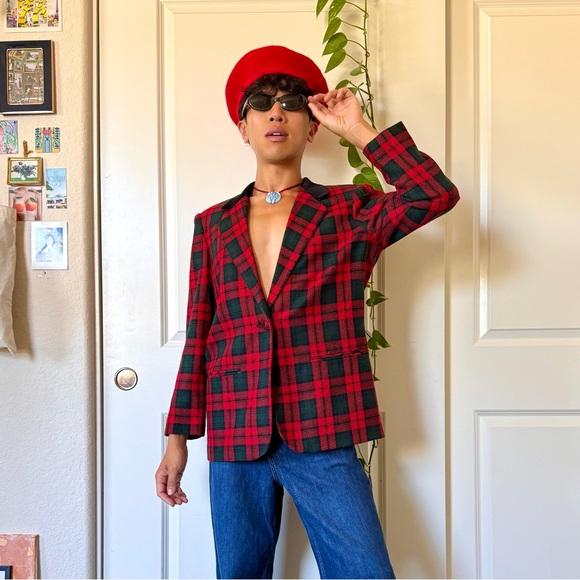 Sag Harbor | Jackets & Coats | Vintage Sag Harbor Red And Black Plaid ...